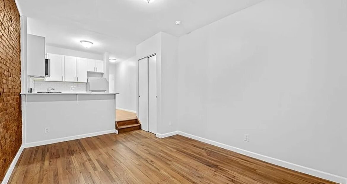 Expansive Park Slope Apartment with Private Backyard & Modern Upgrades ...